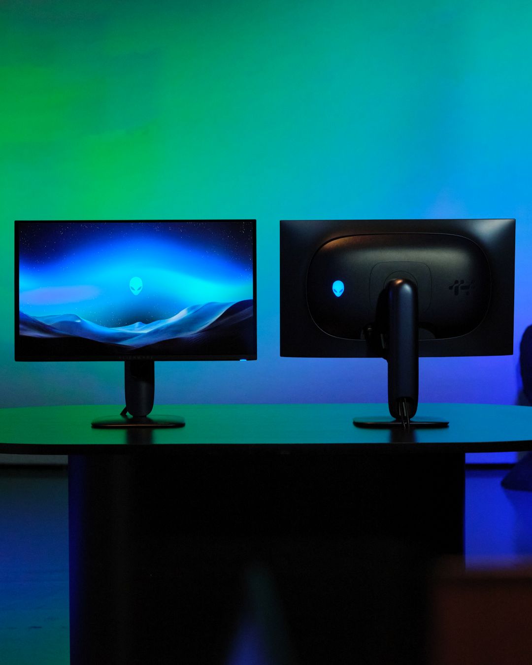 Alienware Unveils Groundbreaking 27-Inch 4K QD-OLED Gaming Monitor at ...